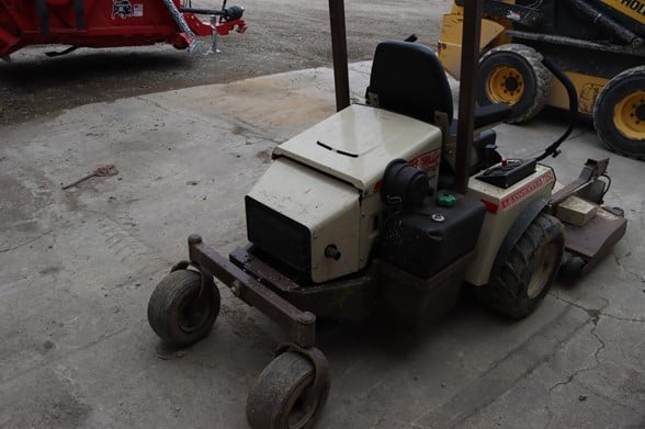 2011 GRASSHOPPER 725DT6 75834 - Apple Farm Service