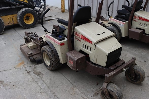 2011 GRASSHOPPER 725DT6 75834 - Apple Farm Service