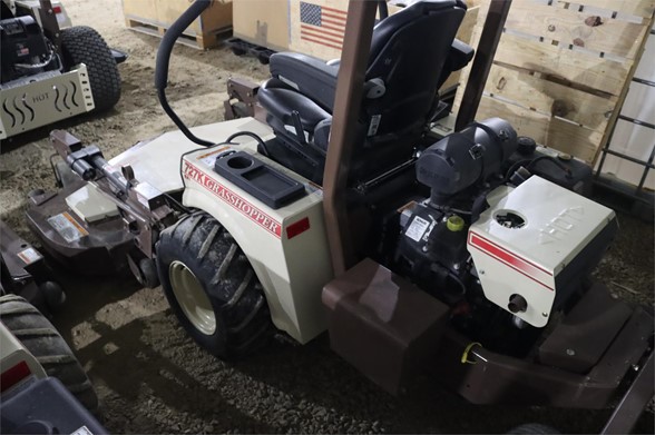 2015 GRASSHOPPER 727K 74650 - Apple Farm Service