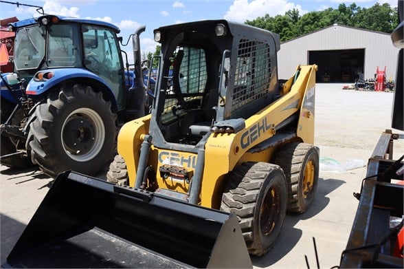 Gehl - Apple Farm Service