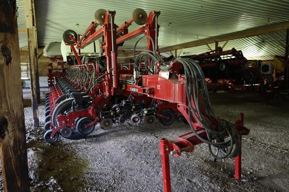 Case IH - Apple Farm Service