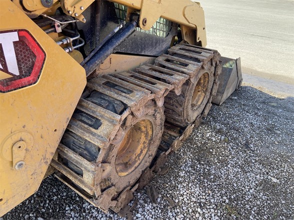 2018 CATERPILLAR 242D 73426 - Apple Farm Service
