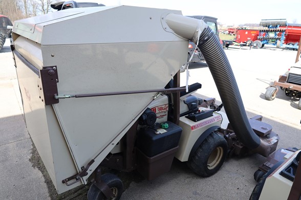 2019 GRASSHOPPER 725DT6 75835 - Apple Farm Service