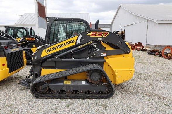 2019 NEW HOLLAND C237 74169 - Apple Farm Service