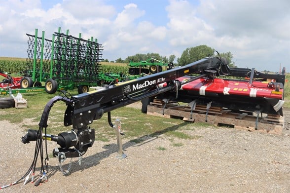 MacDon - Apple Farm Service