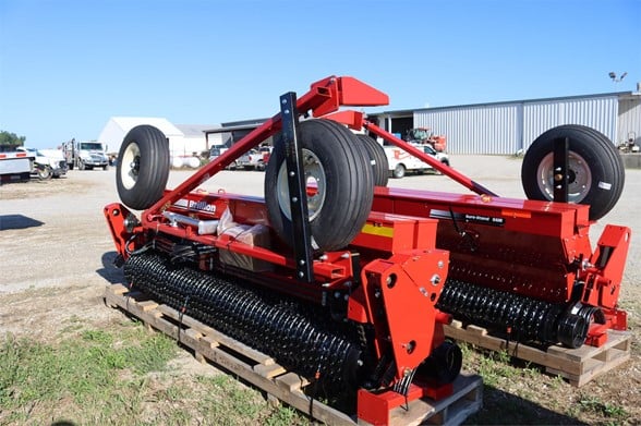 Landoll Brillion - Apple Farm Service