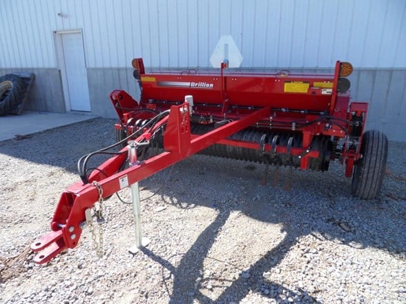 Landoll Brillion - Apple Farm Service