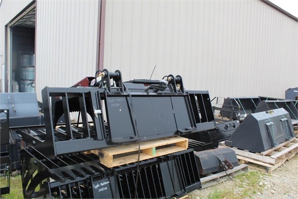 AG & Construction Equipment Specialists - Apple Farm Service