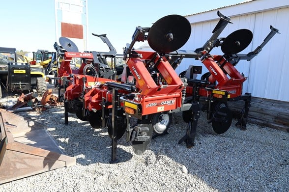 Case IH - Apple Farm Service