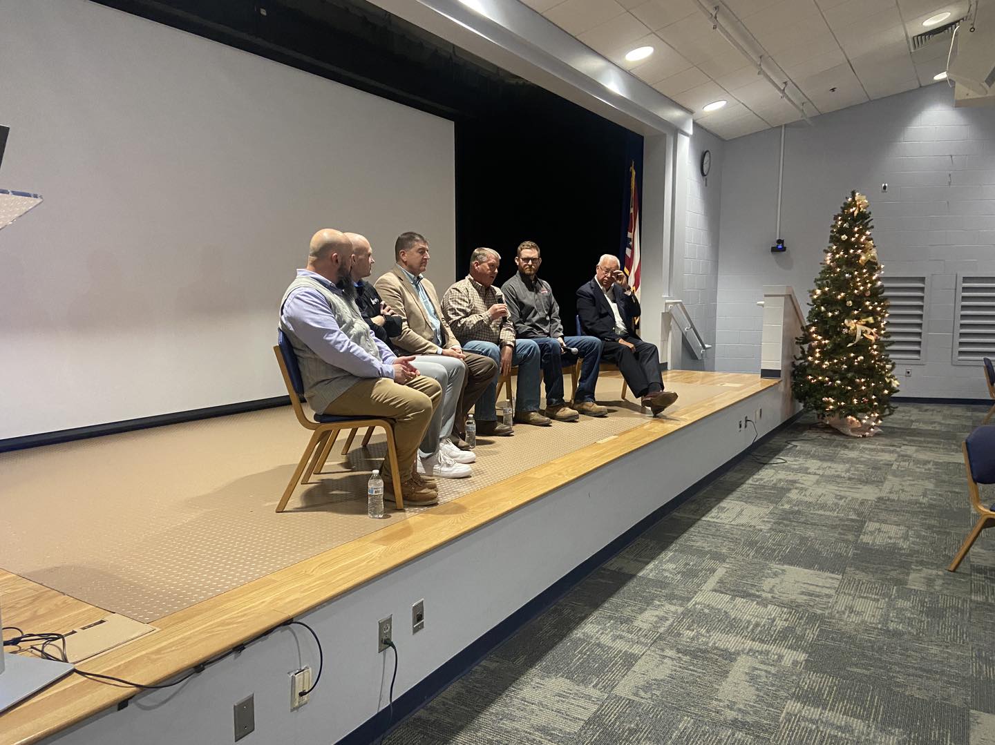 2025 Farm Forum - Apple Farm Service