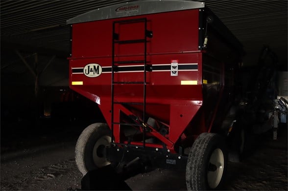 J&M Manufacturing - Apple Farm Service