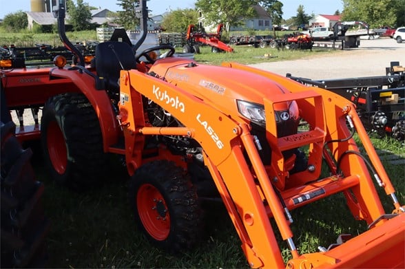 KUBOTA L2502HST 75394 - Apple Farm Service