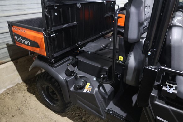 KUBOTA RTV-X CREW 77132 - Apple Farm Service