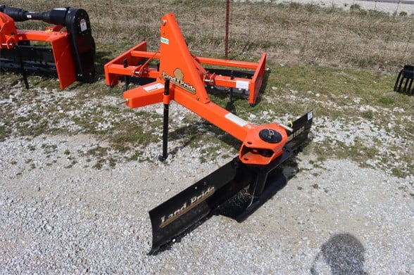 AG & Construction Equipment Specialists - Apple Farm Service