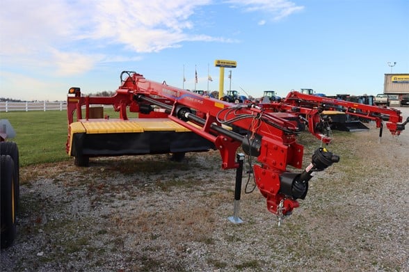 NEW HOLLAND DISCBINE 310 PLUS 73215 - Apple Farm Service