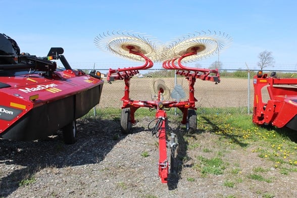 AG & Construction Equipment Specialists - Apple Farm Service