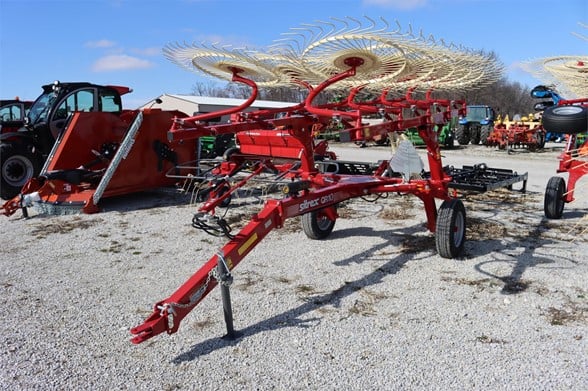 AG & Construction Equipment Specialists - Apple Farm Service