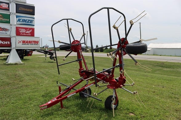AG & Construction Equipment Specialists - Apple Farm Service